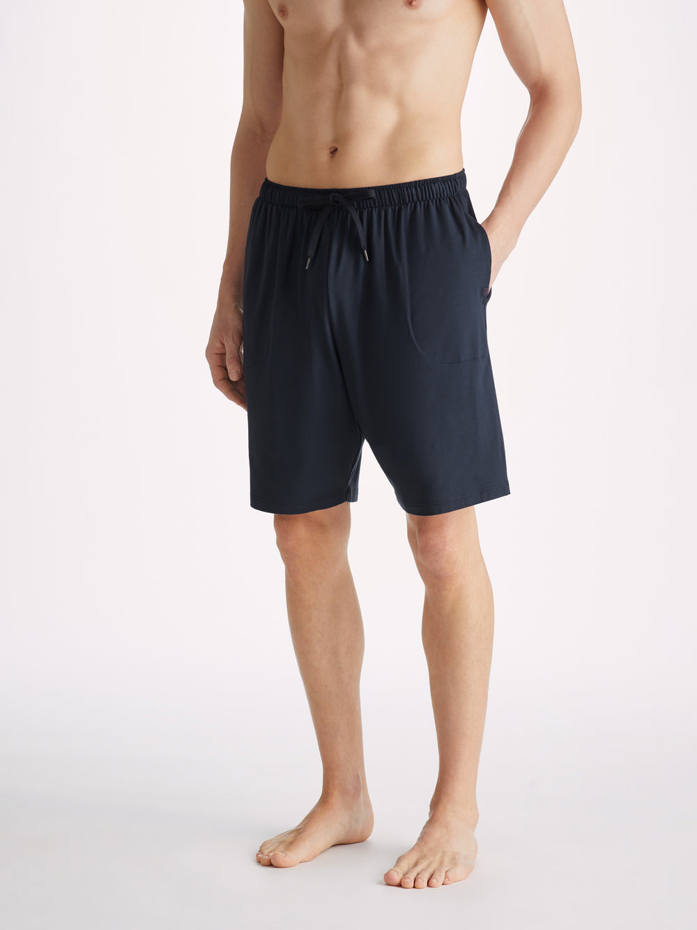 Luxury Men's Lounge Shorts: Relaxed & Comfortable Fit